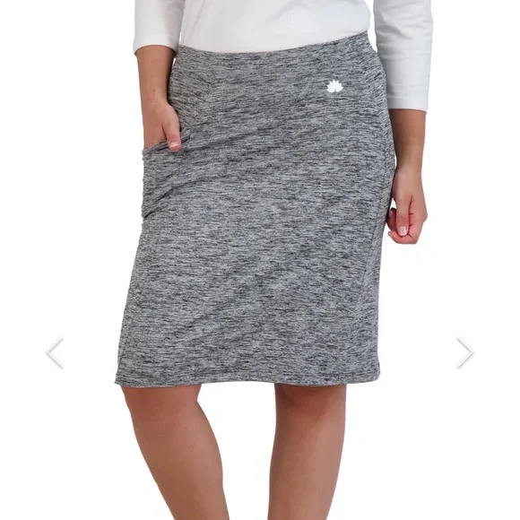 Snoga | Skirts | Snoga Fit Space Dye Sport Skort | Poshmark